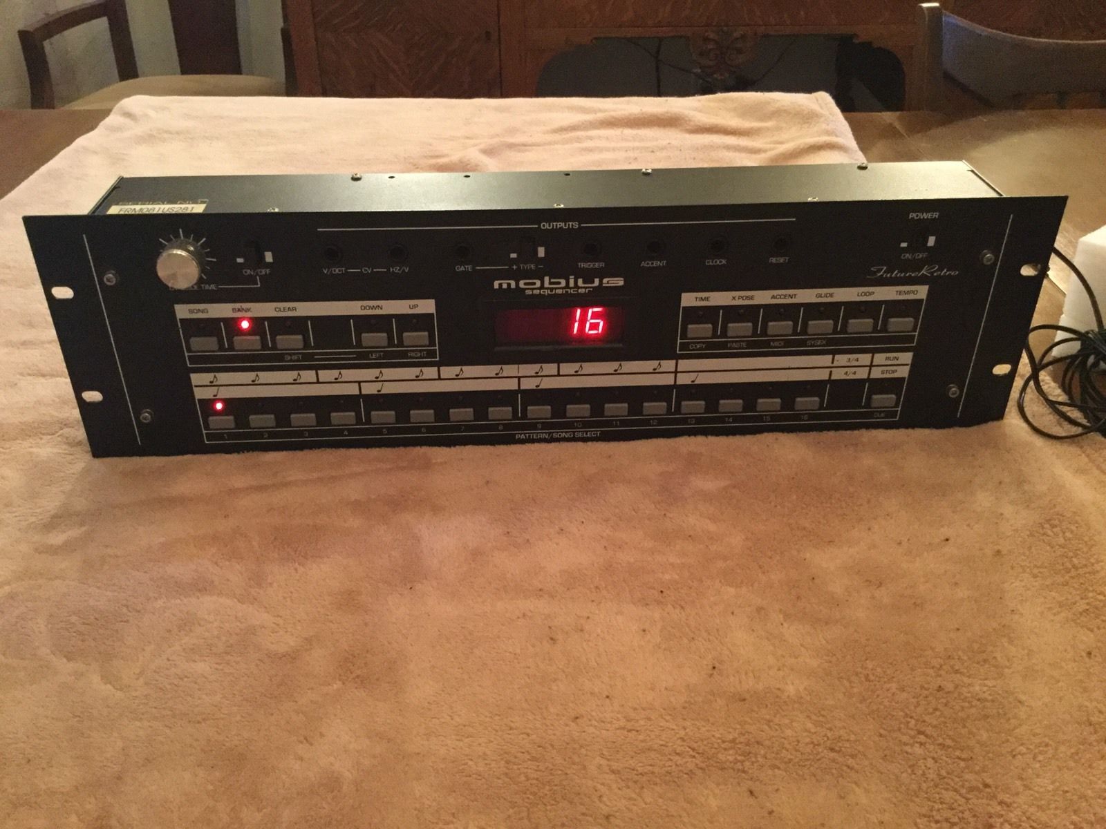 MATRIXSYNTH: Future Retro Mobius Sequencer SN FRM081US281