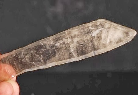 Cristais Aquarius: Dicas e informações rápidas que você precisa saber ...