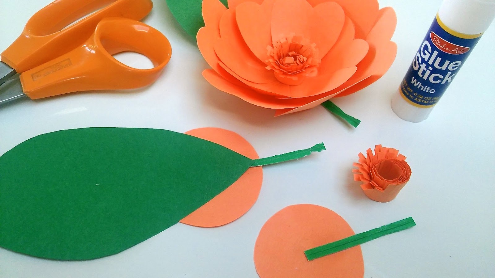 At Home with the Loverbees: Easter Egg & Paper Flower Garland