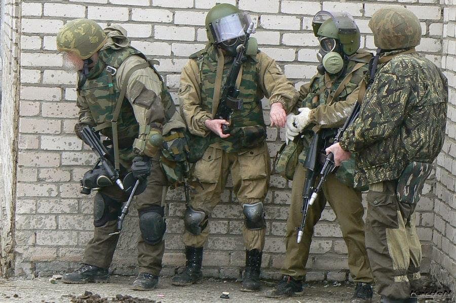 RUSSIA ARMS Россия вооружает: Spetznaz in action - pict