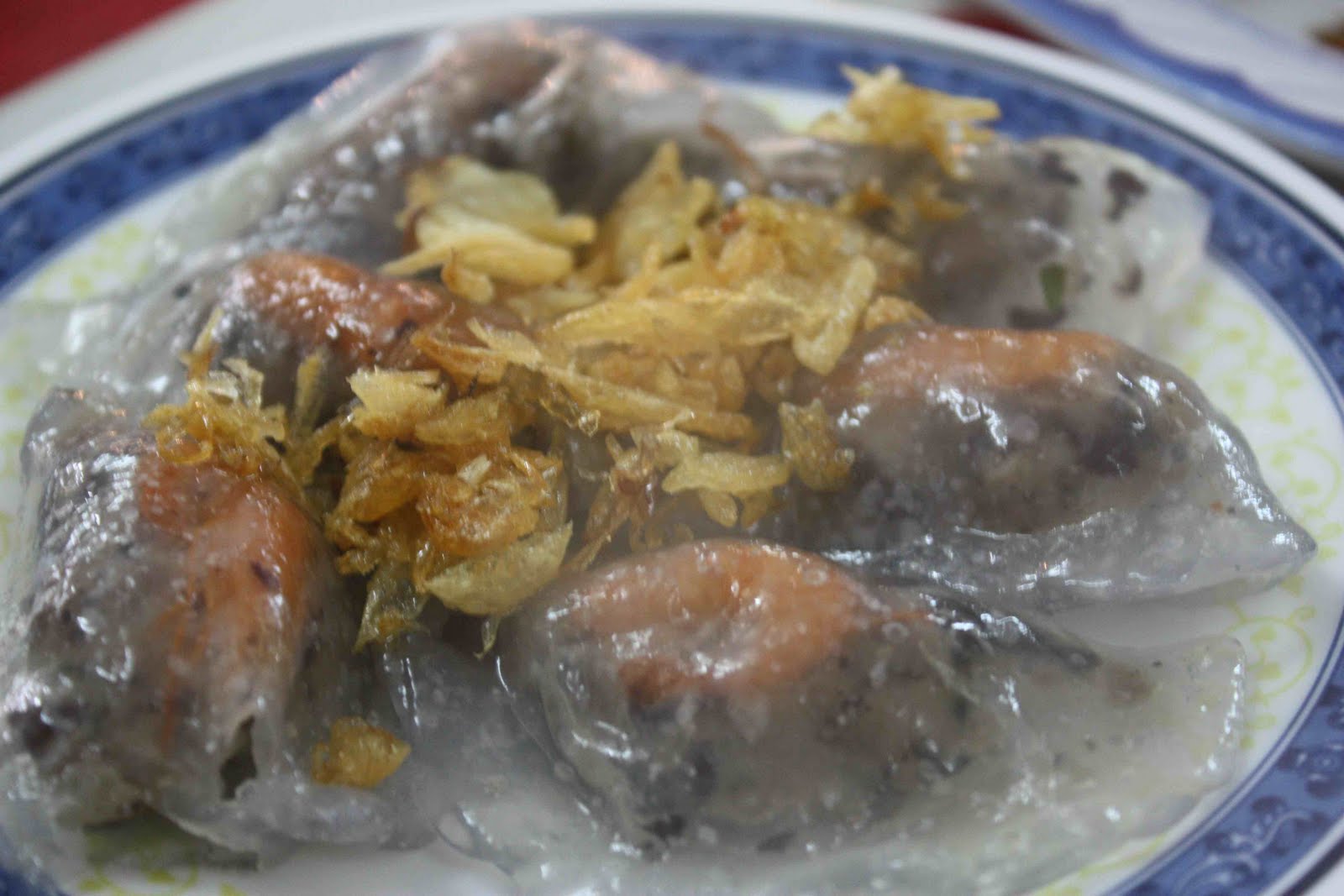 The World Tastes Good: Visiting Temples in Hanoi During Tet (Part 1)