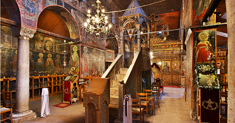 New Liturgical Movement: An Ambo and a Pulpit