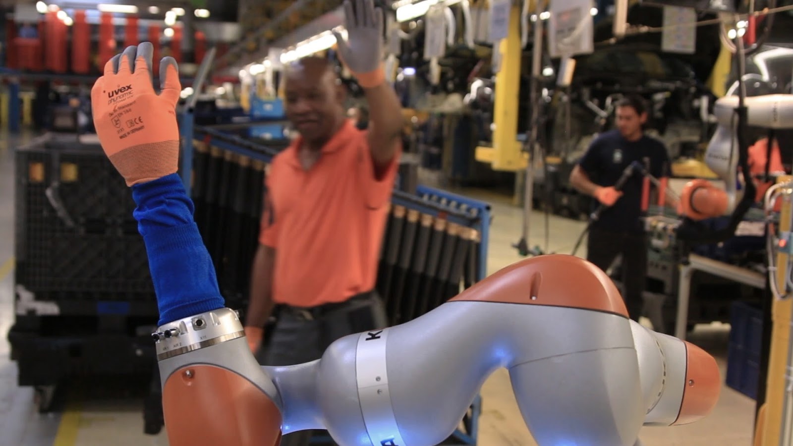 Ford's new robots can do amazing things