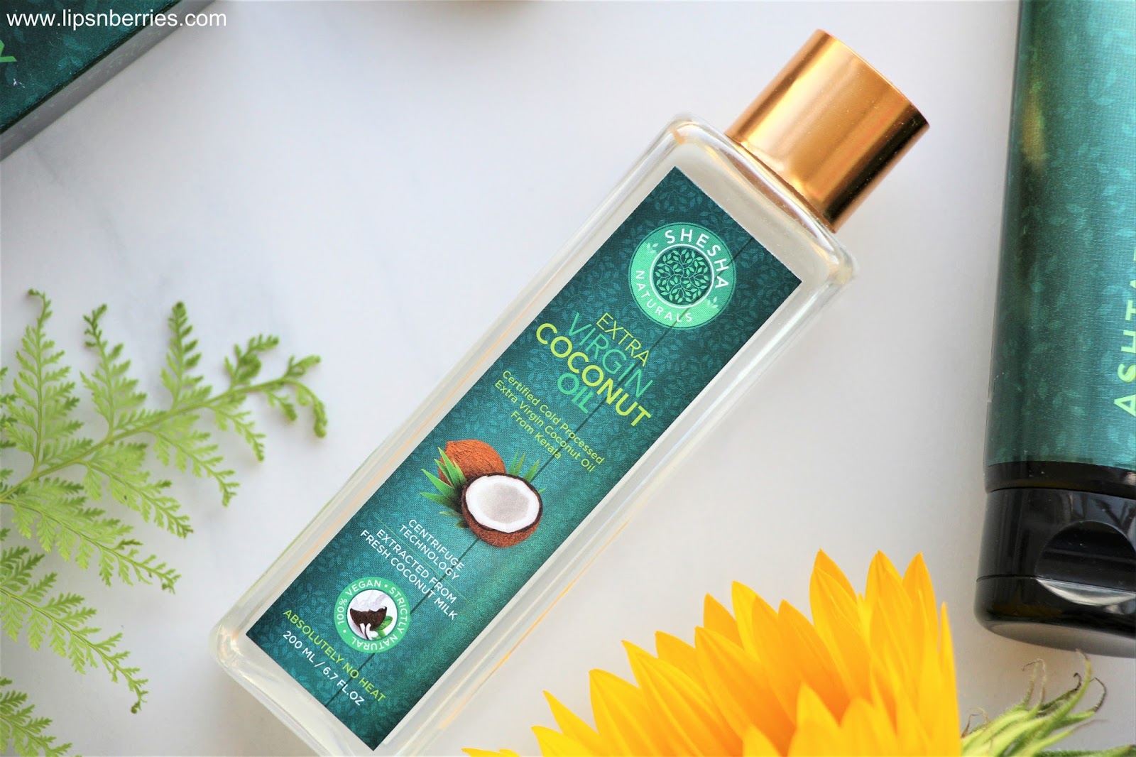 Shesha Naturals Extra Virgin Coconut Oil Review | LIPS n BERRIES