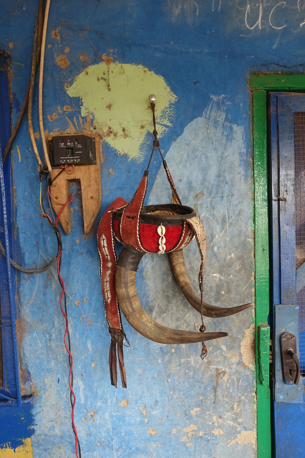 Quilts and Boxes: A visit to Sirigu, Tongo Hills and Tengzu Shrine in Ghana