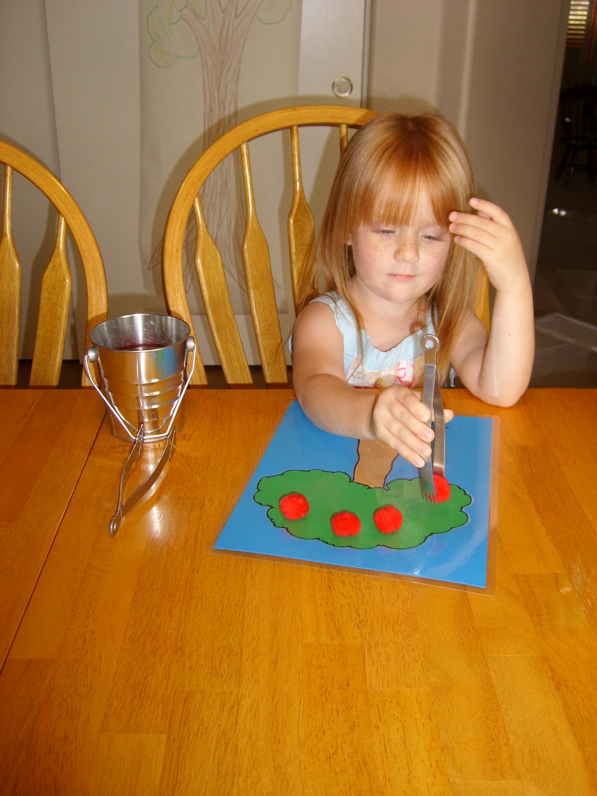 Chipman's Corner Preschool: Picking Apples