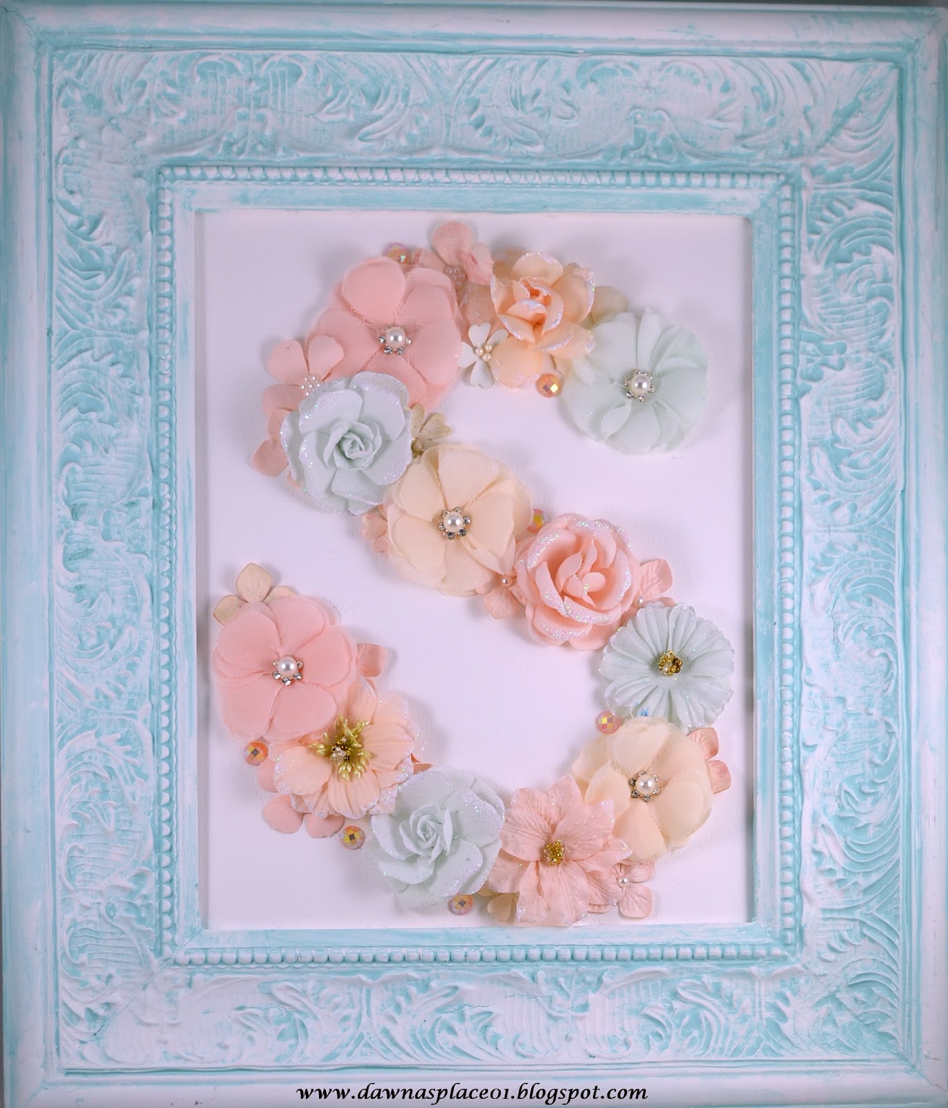 Dawna's Place: Antiqued Letter Frame