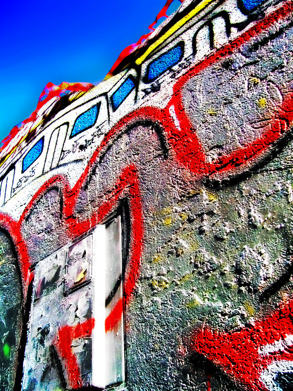 Univers d'Artistes: The Tag series of Marseille Photo