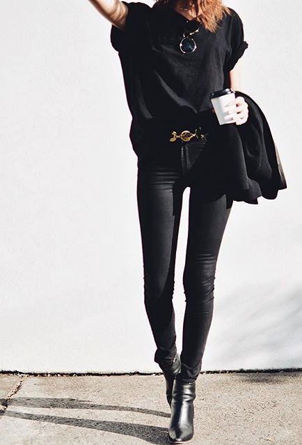 Urban Dark Luvtolook Virtual Styling