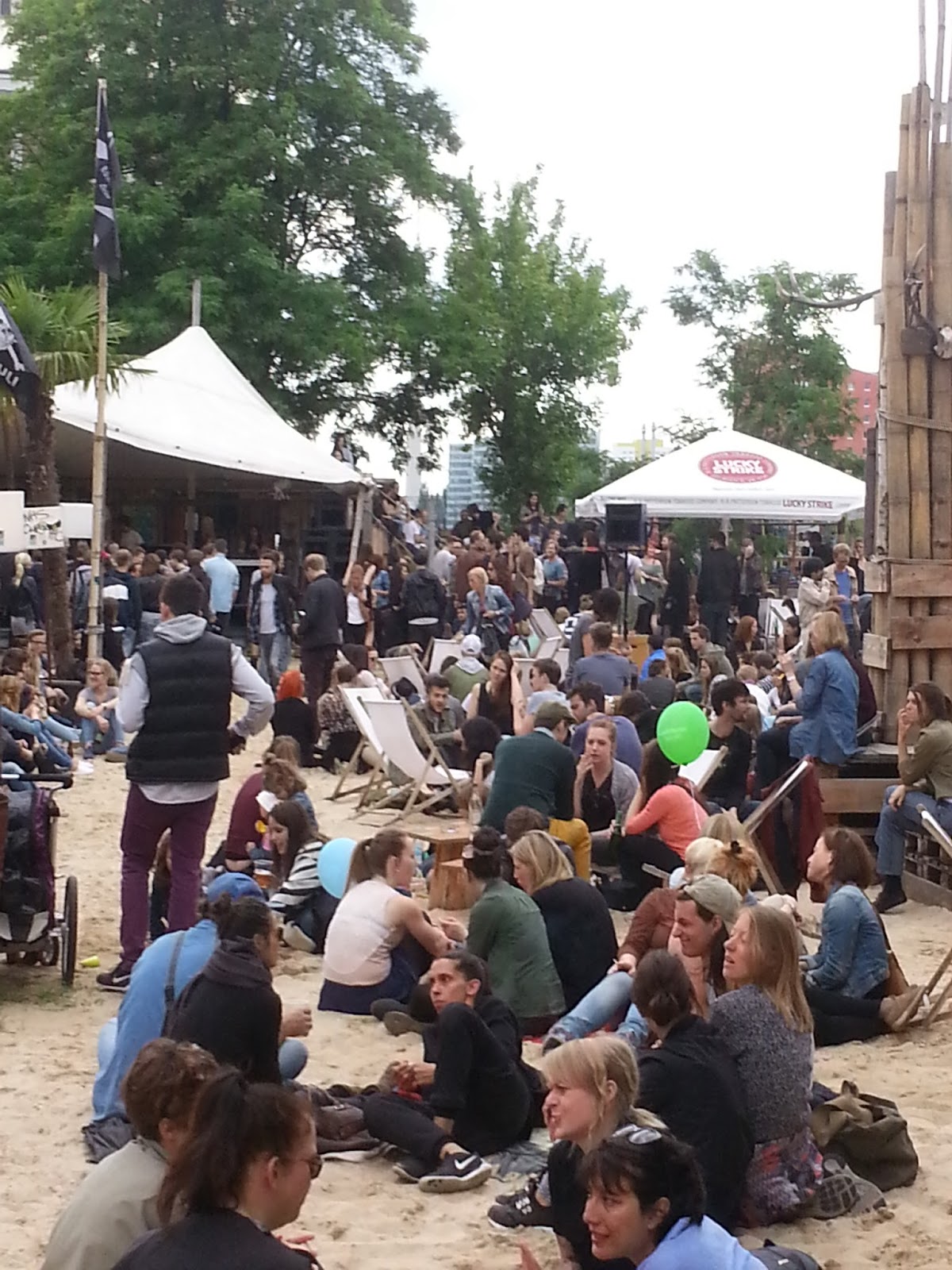 Notes from the Ku'damm: Sage Beach and Some Super Street Food