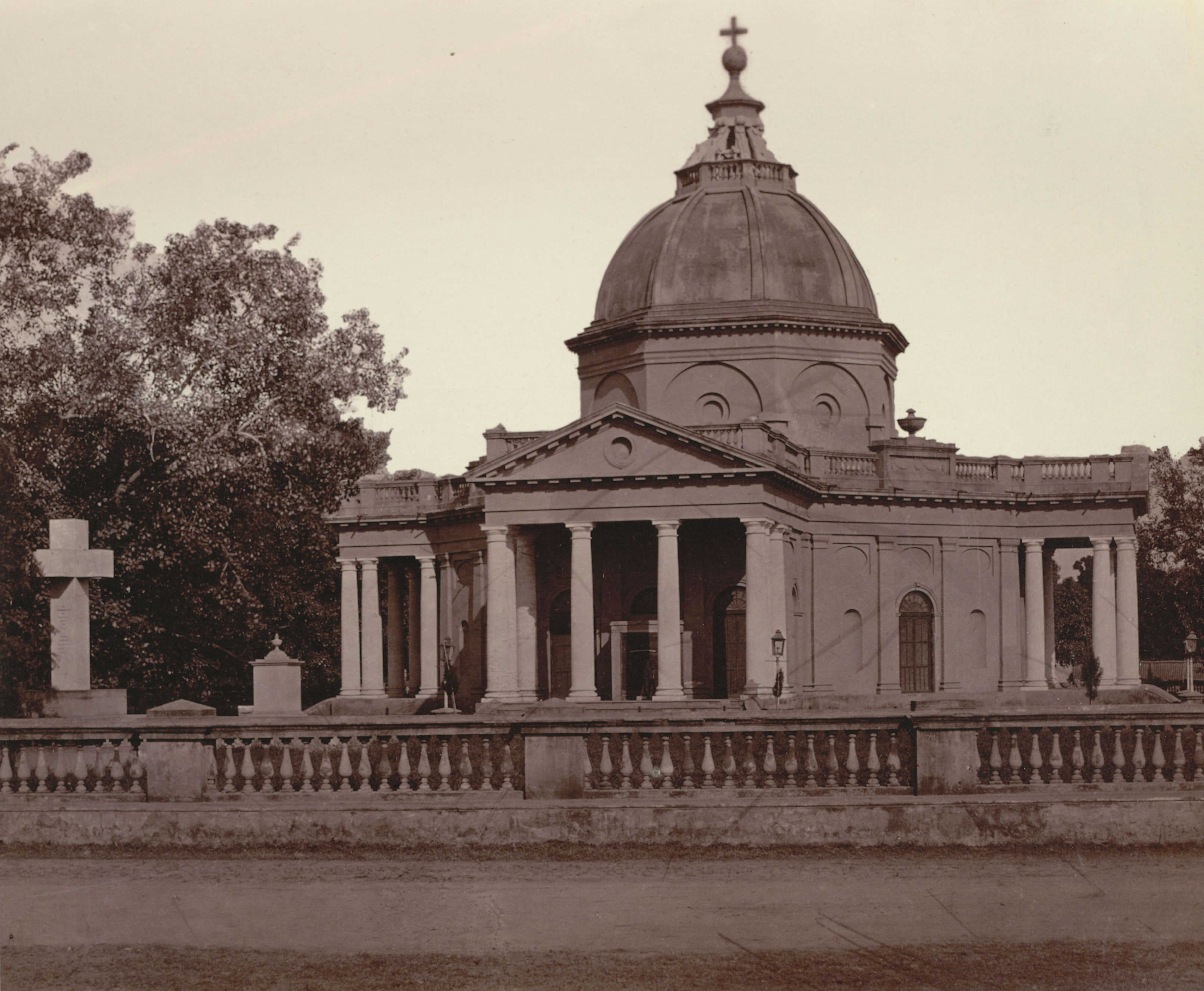 St. James's Church - Delhi 1860 - Old Indian Photos