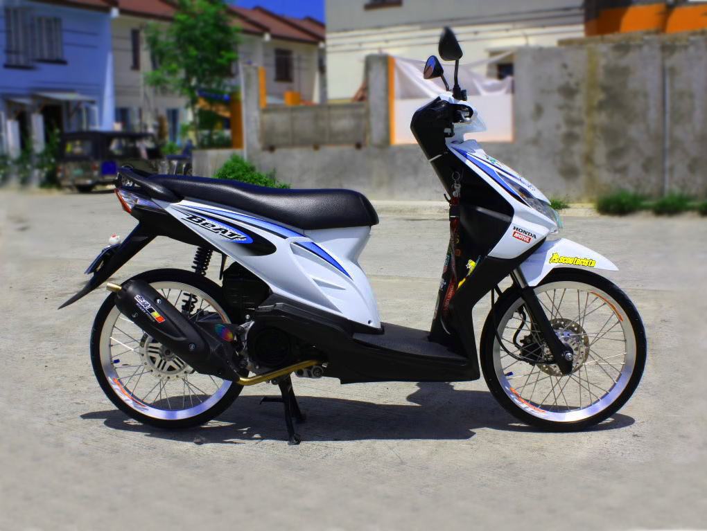 Modifikasi Motor Honda Beat Putih Ternyentrik | Jukir Otomotif