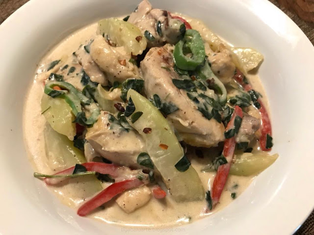 Chicken Tinola (Tinolang Manok)