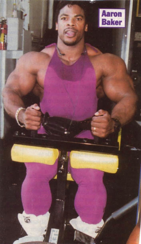FITNESS&MUSCLE: A FERA DO FISICULTURISMO AARON BAKER