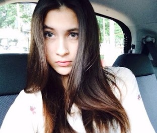 Biodata Celia Thomas