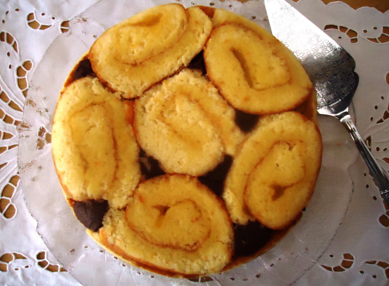 A casa da Tia: Bolo de torta com recheio bicolor