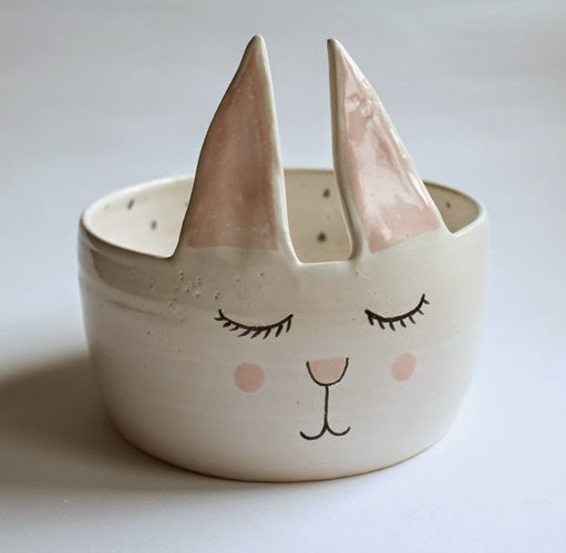 我們看到了。我們是生活@家。: 可愛的手工陶瓷作品 by波蘭華沙藝術家 Marta Turowska
