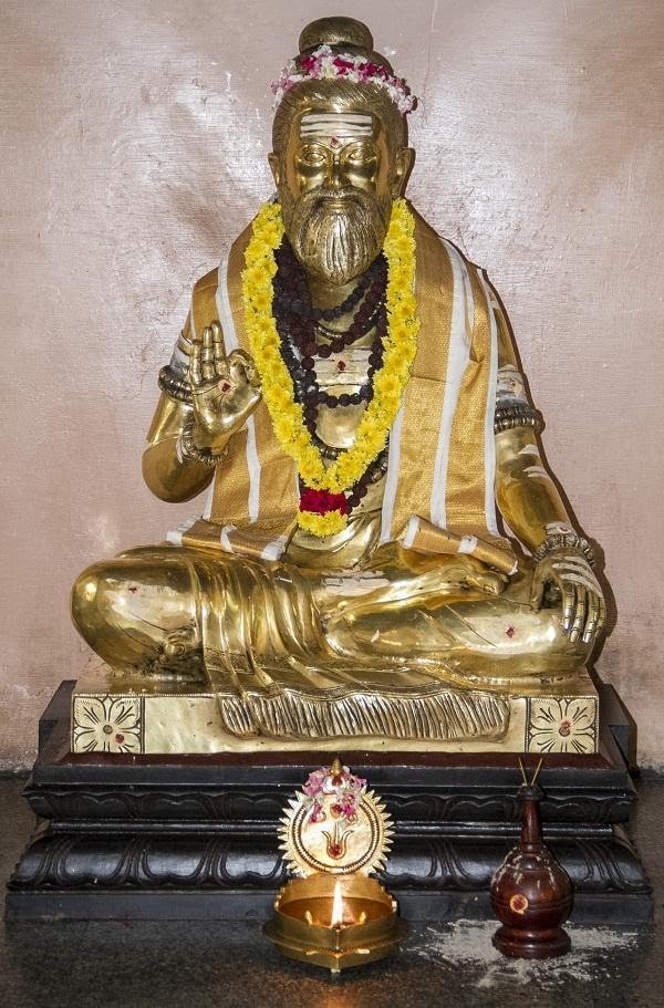 அகத்தியர் AGATHIYAR: நாகையிலிருந்து வேளாங்கண்ணி செல்லும் சாலையில் 2கிலோ ...