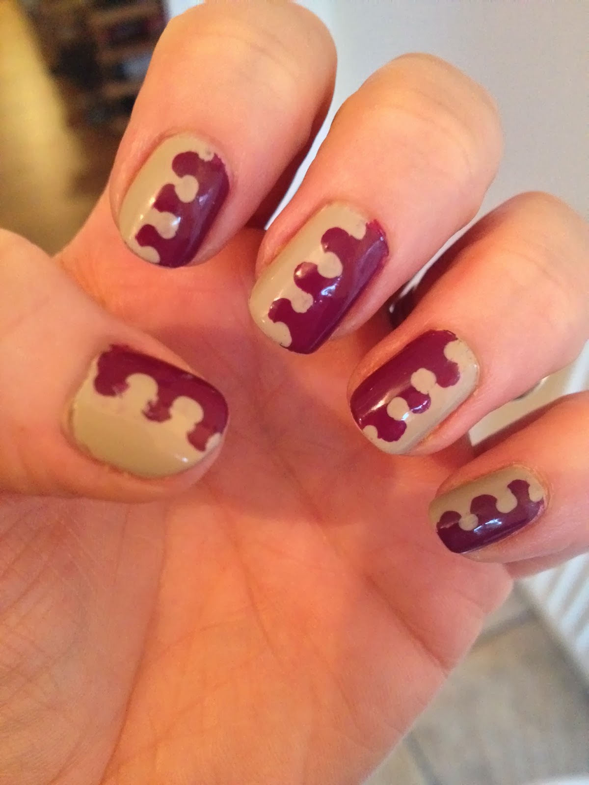 Fiona's Fingertips: Jigsaw nails