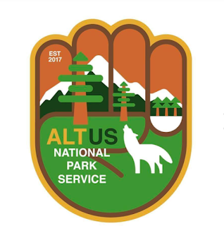 The Siskiyou Crest : Smokey the Bear Says: Resist!