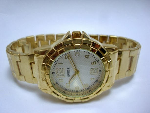 Jam Tangan Wanita GUESS Gold Brick Termurah | Jam Tangan KW Super ...