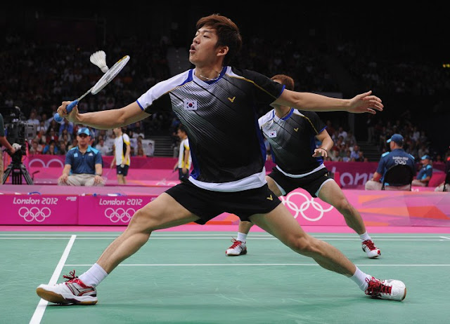 Teknik Cara Bermain Badminton yang Baik - Ahyar Mz