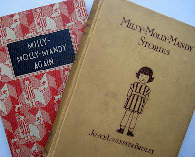 Flutterby Patch: Knitting in the rain