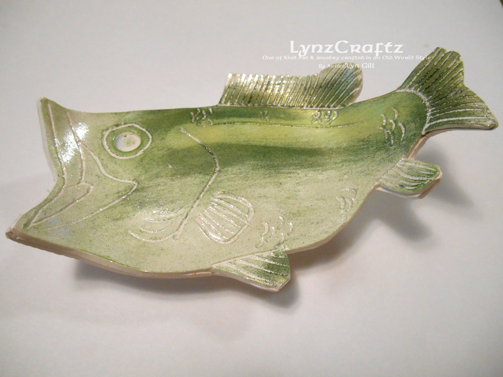 LynzCraftz Designz: DIY Polymer Clay Fish Dish/Ring Dish