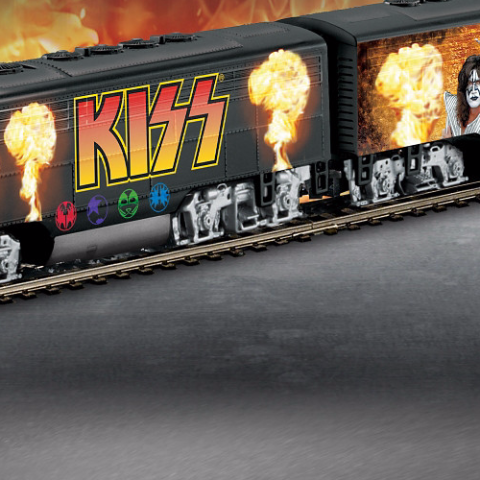 KISS LA BANDA MÀS CALIENTE DEL MUNDO: TREN ELÉCTRICO ILUMINADO DE KISS ...