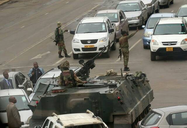 Dolor's Blog.: Zimbabwe soldiers detain police officers, force them to ...