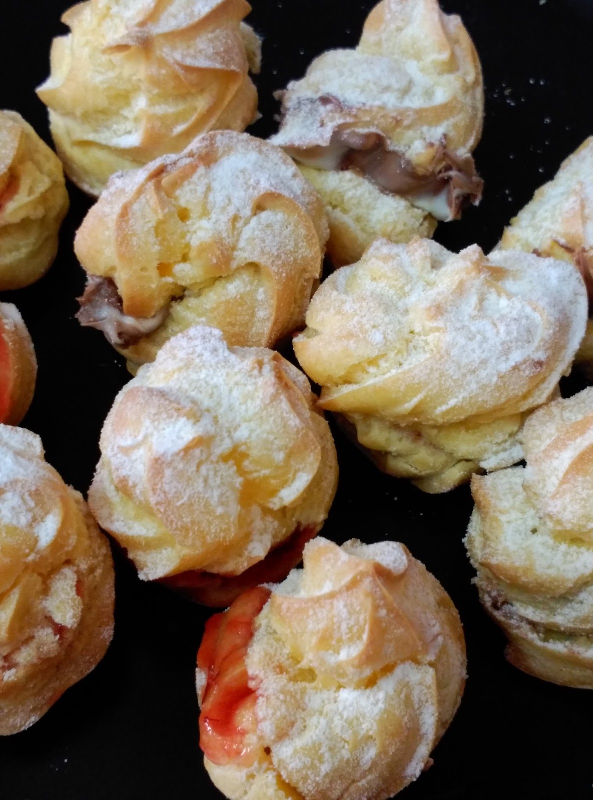 VIRGINIA CONSUSCOSAS: PROFITEROLES