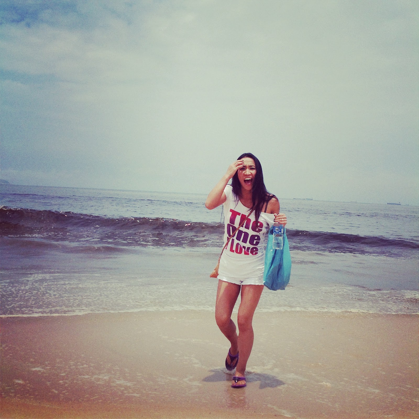 thrills and spills: Brazil Pics 2012!!!! copakabana beach♥ and pool ...