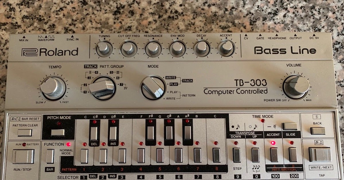 MATRIXSYNTH: Roland TB-303 Bassline Analog Synthesizer