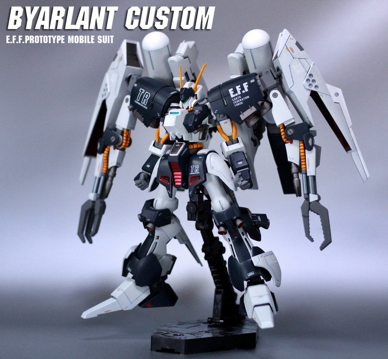 Hobbies Gundam: Gundam 1/144 Byarlant Custom