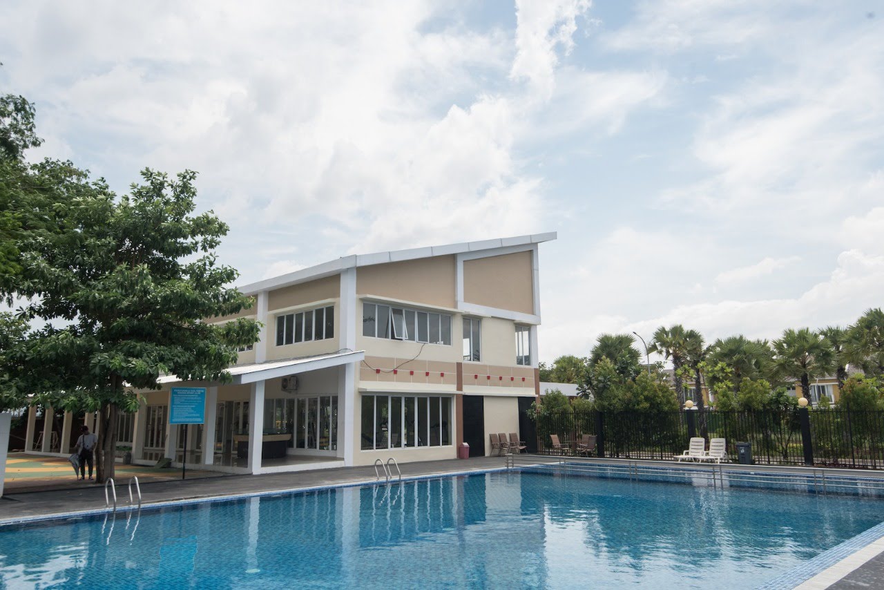 ROYAL SPRING MAKASSAR