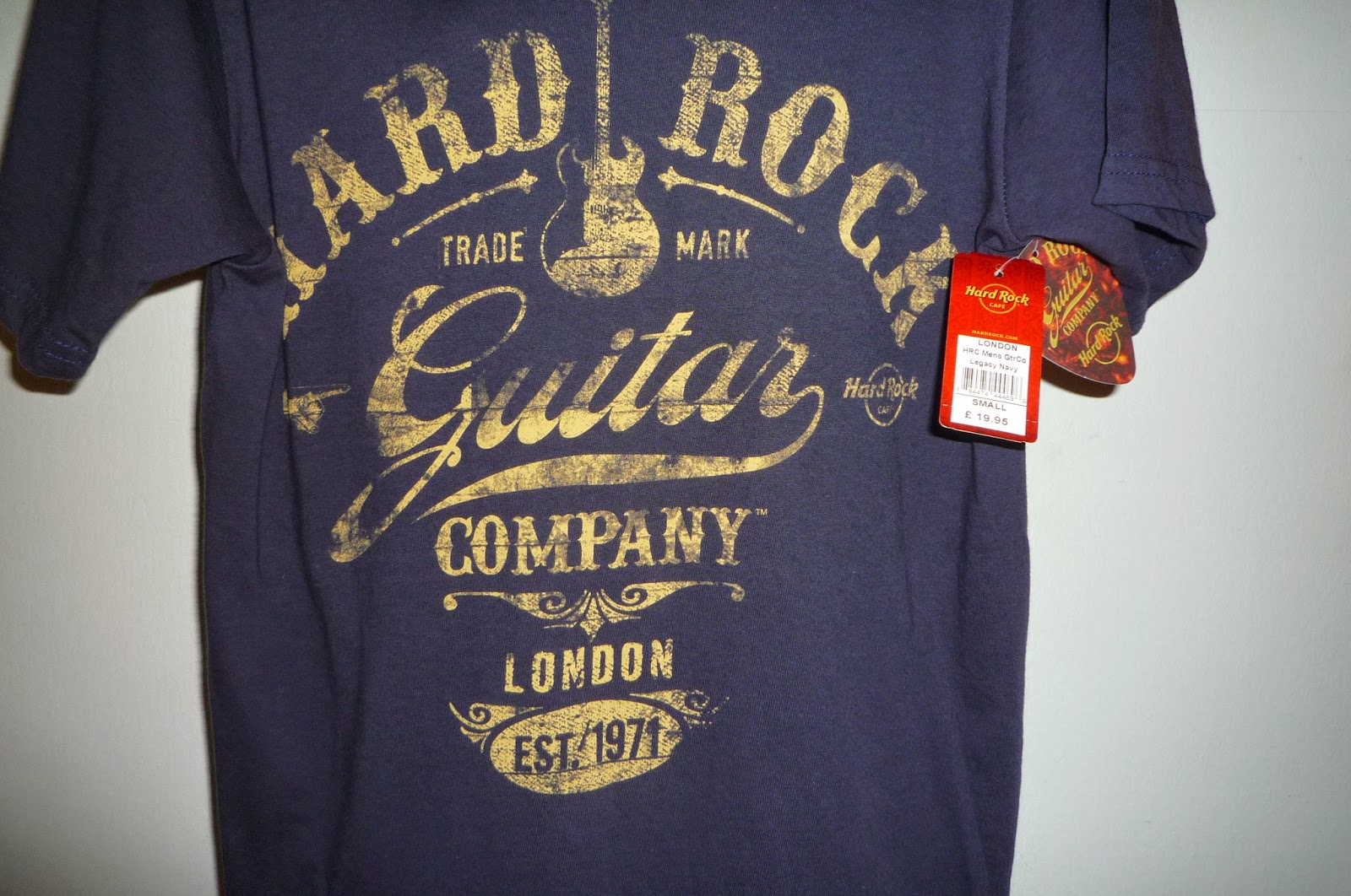Busybeeroom Welcomes You: HARD ROCK CAFE "LONDON" TEE