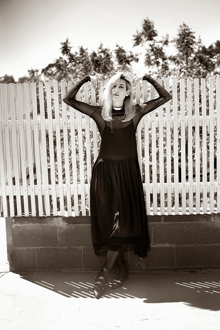 Free People features selfies in the Instagram themed September 2014 ...