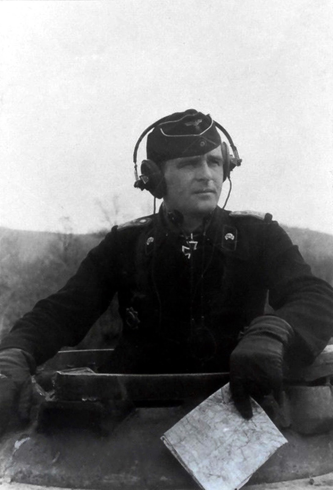 Ritterkreuzträger: Walter Scherf in His Tiger Tank