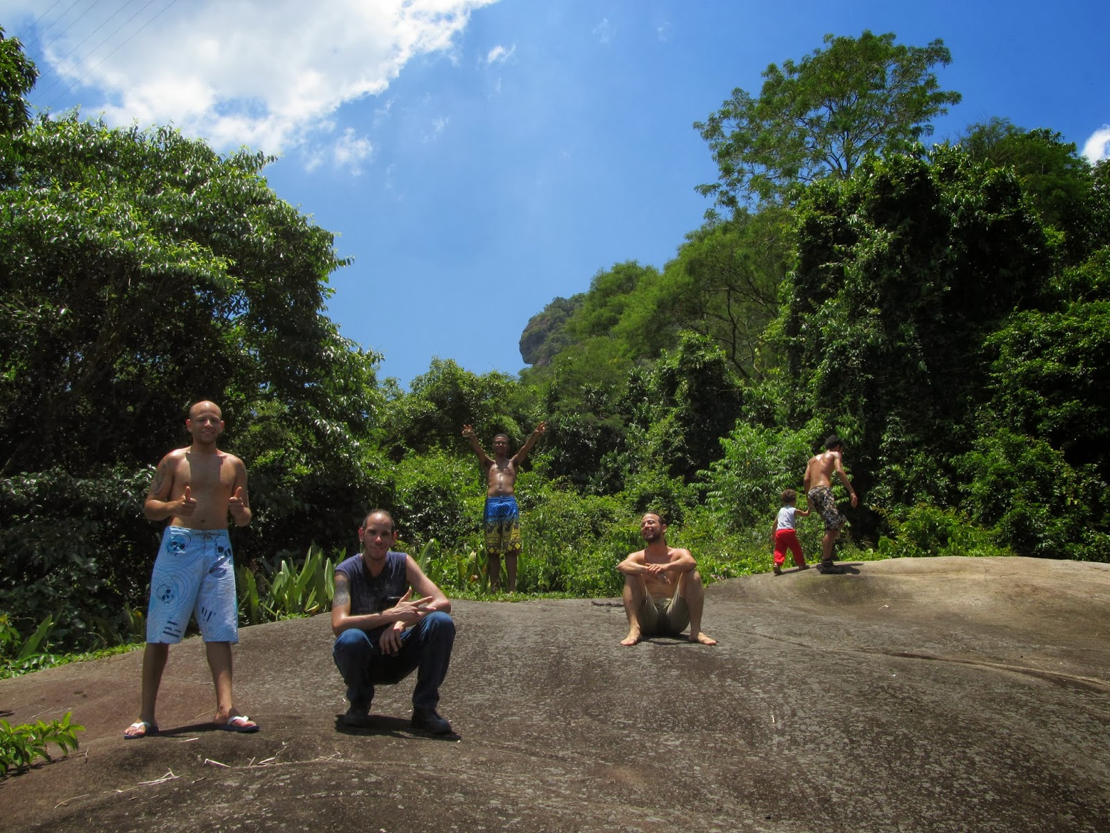 Trilhas e Pedais : Caminho do Quitite - Trilha do reencontro