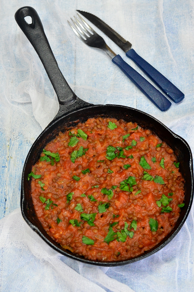 Linte in sos de rosii - CAIETUL CU RETETE