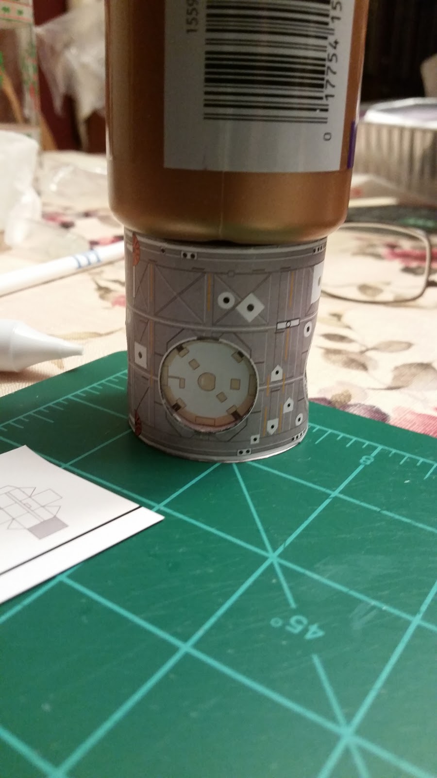 A"Mays"ing Papercraft: Unity