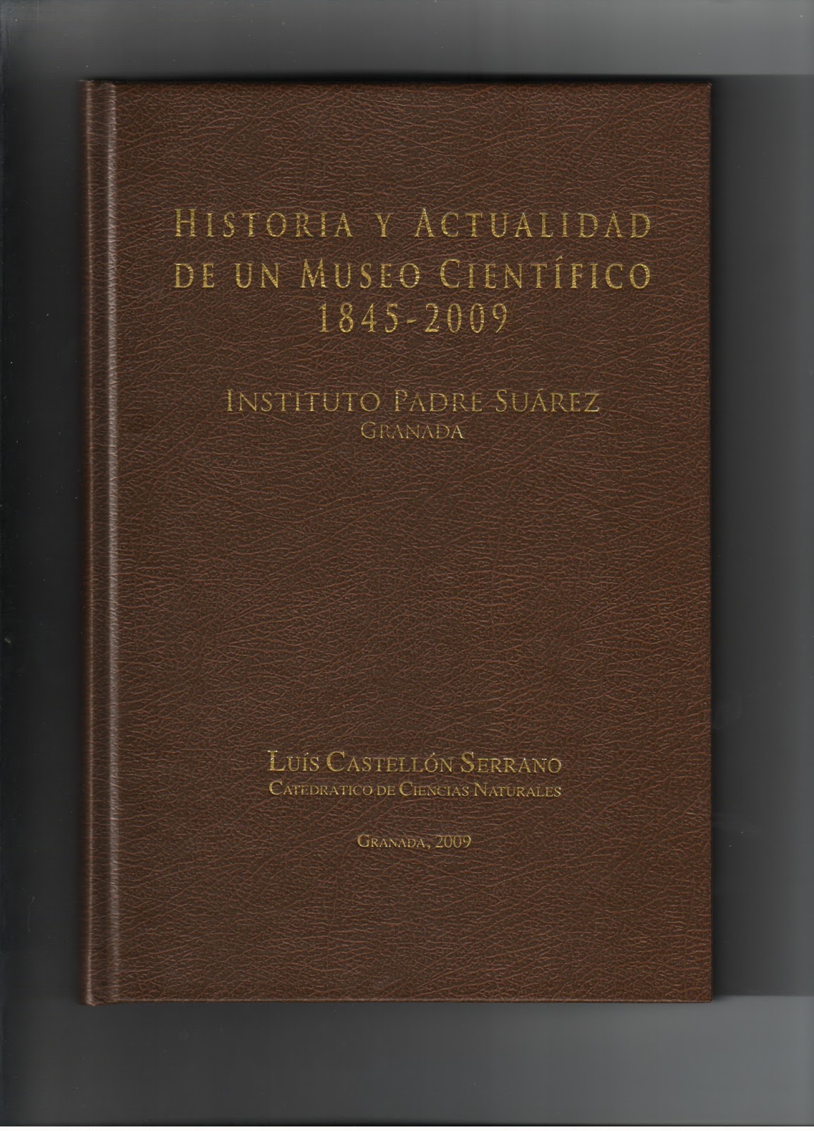 Instituto Padre Suárez: Mi trabajo en su Museo de Ciencias | Luis Castellón