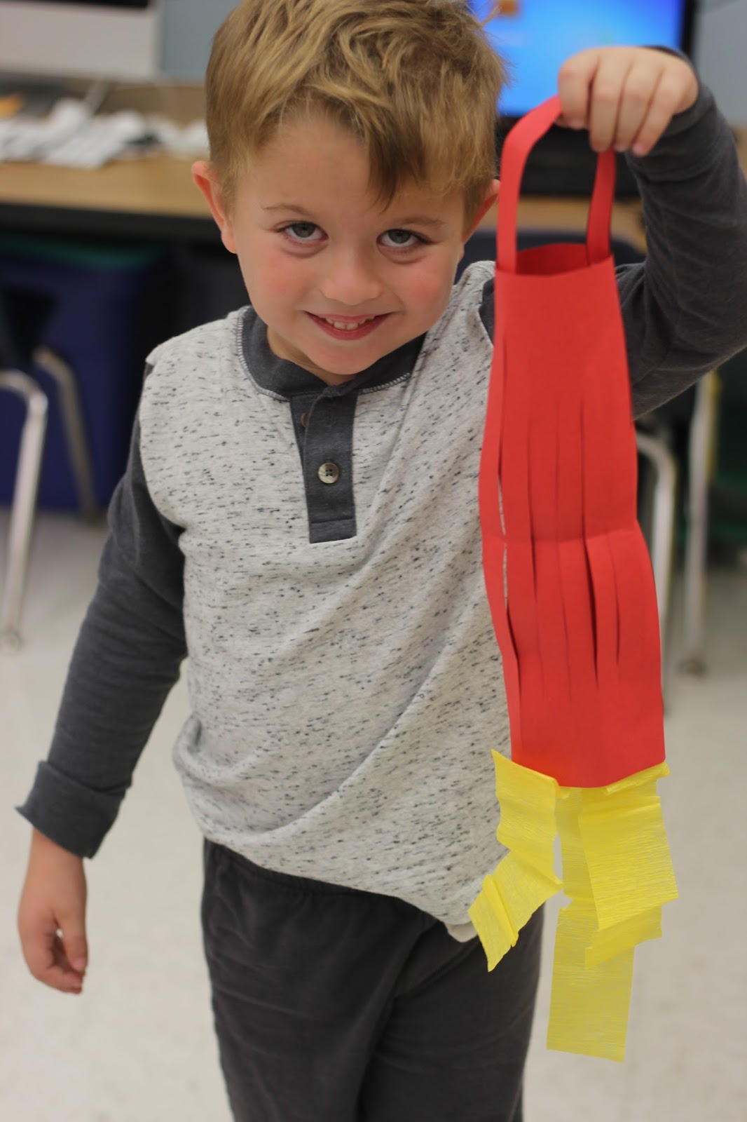 Kindergarten Smiles: Holidays Around the World (Kindergarten)