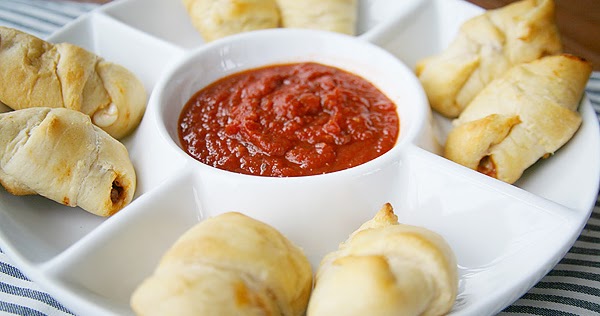 Magnolia Mamas : Kitchen Confessions: Italian Sausage Roll-ups