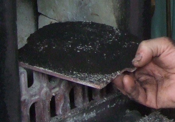 Halfie: Sweeping a Villager Puffin stove