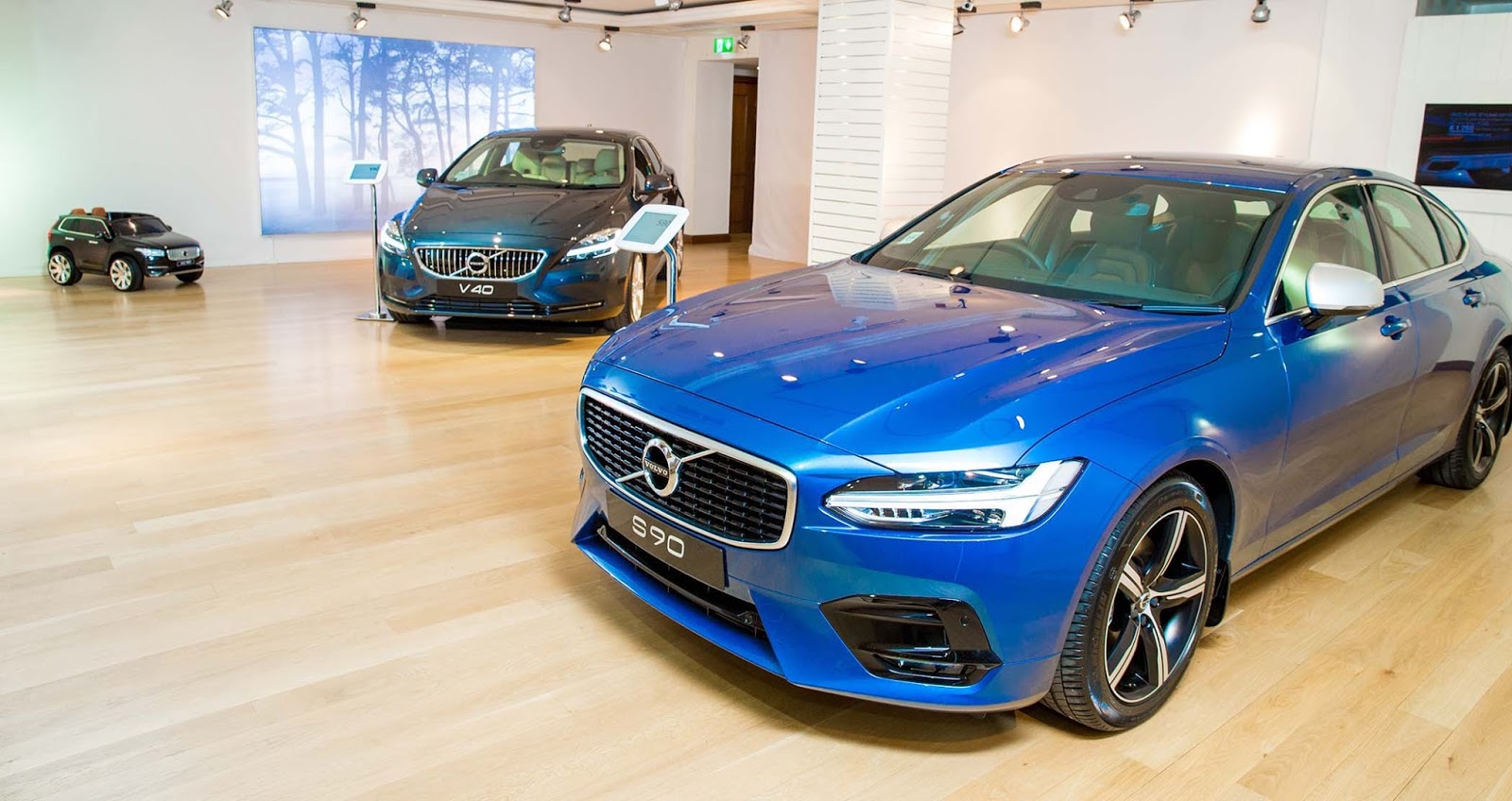 Irish Car+Travel Magazine: Dublin 'popup' shop showcases new Volvo