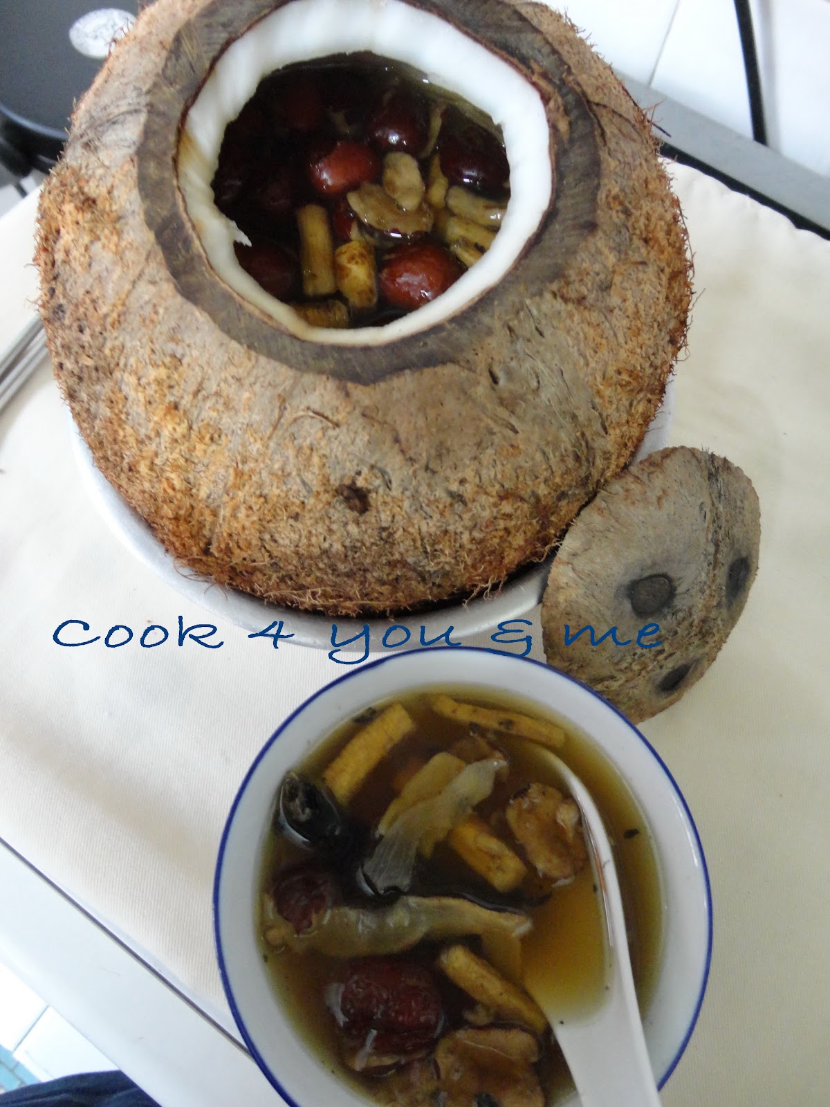 Cook 4 You & Me......: Double Boiled Coconut Black Chicken Soup