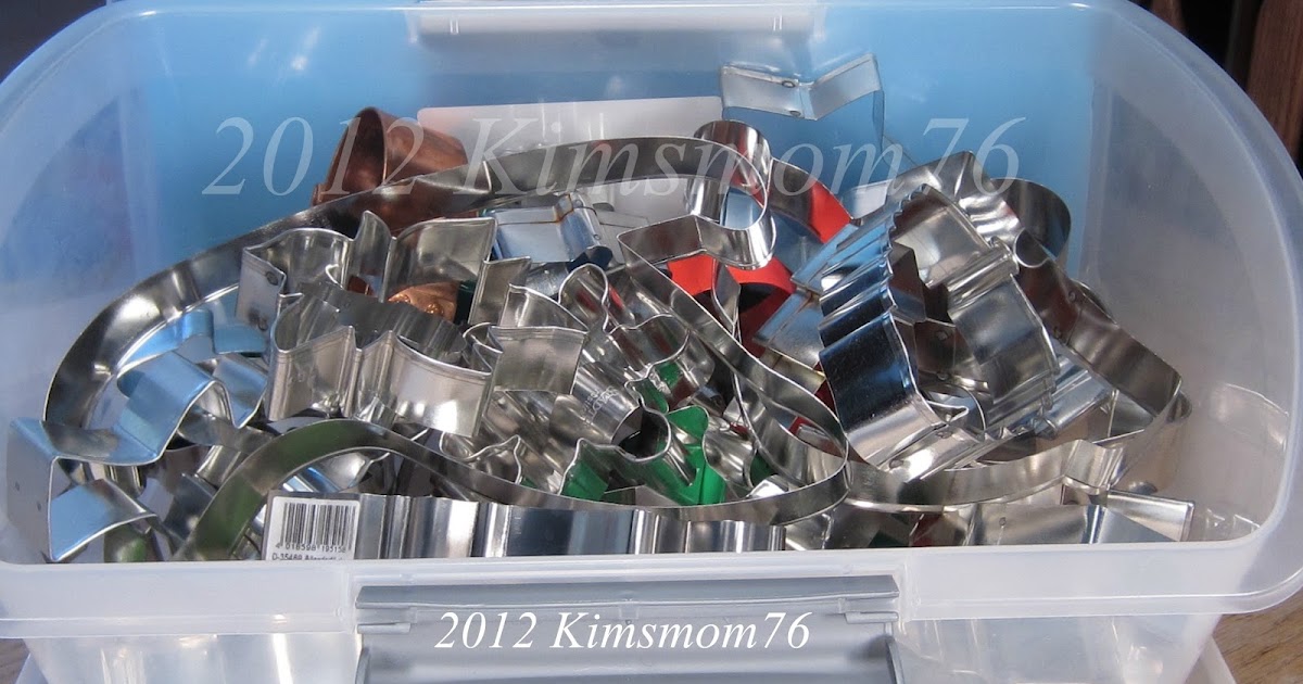 Kimsmom76: My Cookie Cutter Organization