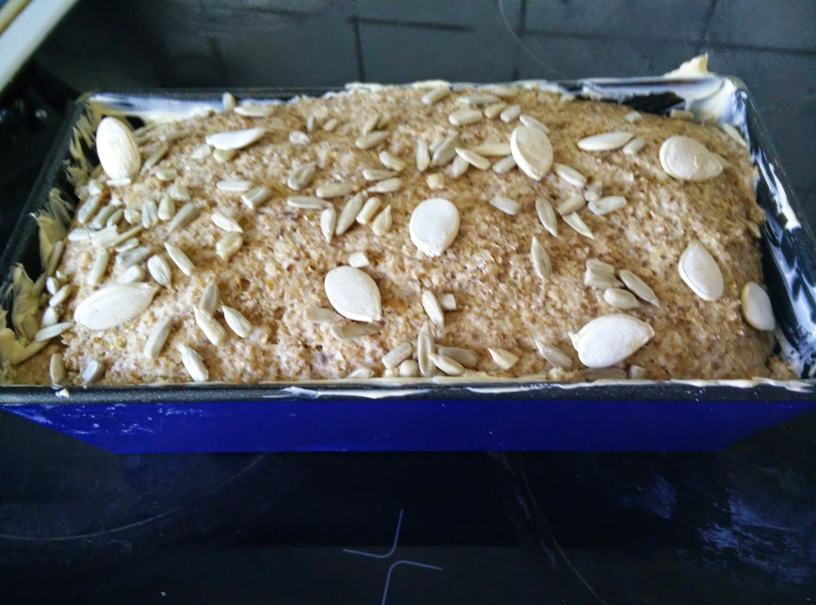 LouMossLoveVegan: Omega Bread - Vegan, healthy, wholemeal and very tasty!