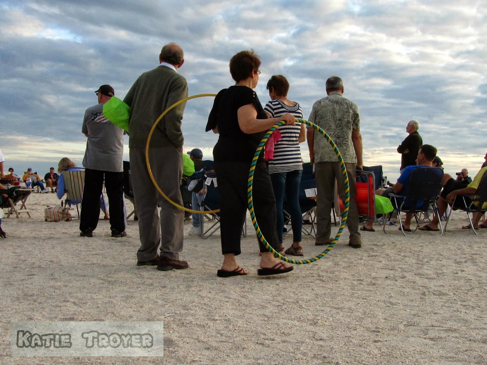 Pinecraft-Sarasota: Drum Circle on Nokomis Beach